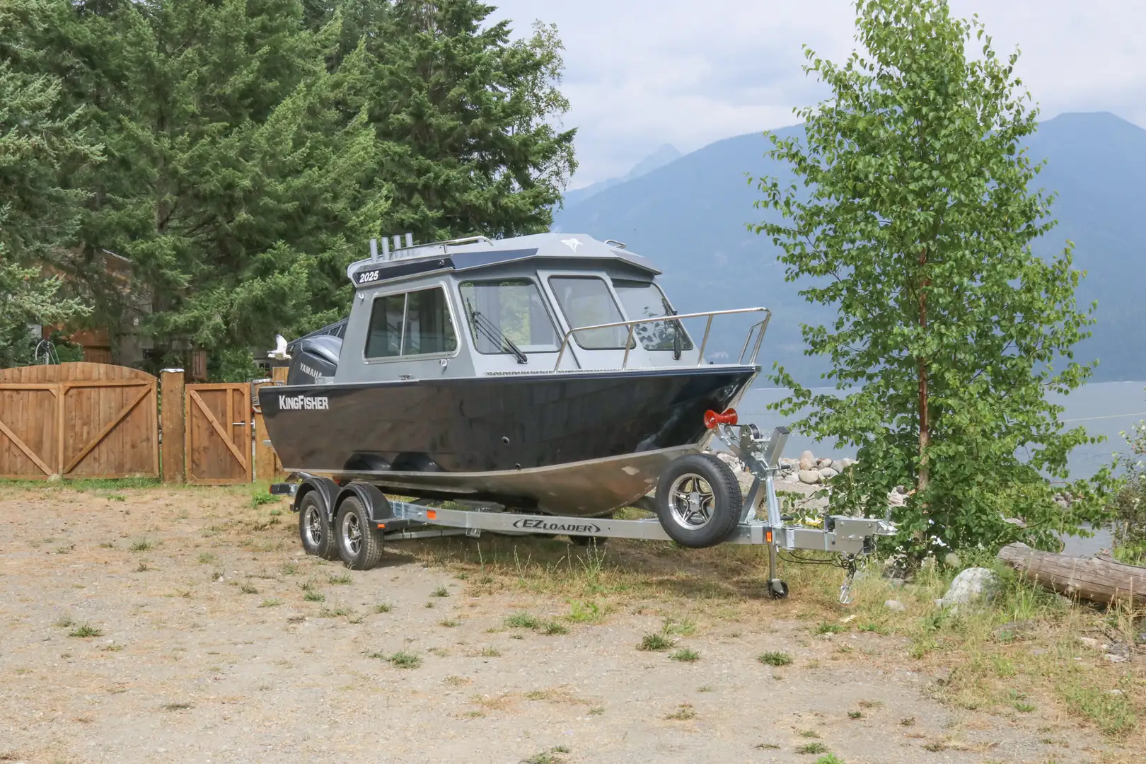 2025 KingFisher 2025 Escape HT | Gasoline Fishing Boat for sale by ...