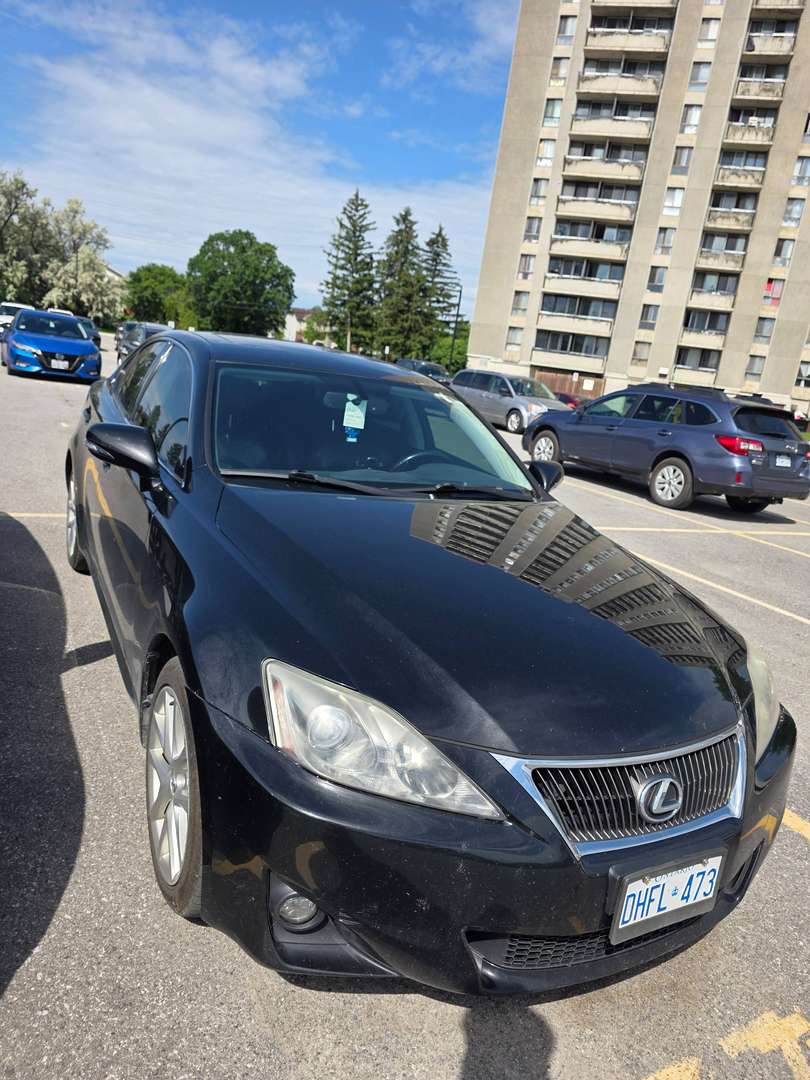 2011 Lexus IS | $ 9,499 | 184,782 km | Gasoline Sedan for sale by ...