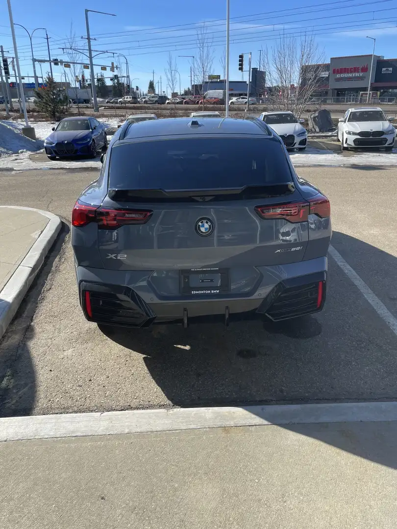 2025 BMW X2 | $ 63,900 | 9,400 km | Gasoline Sedan for sale by Private ...