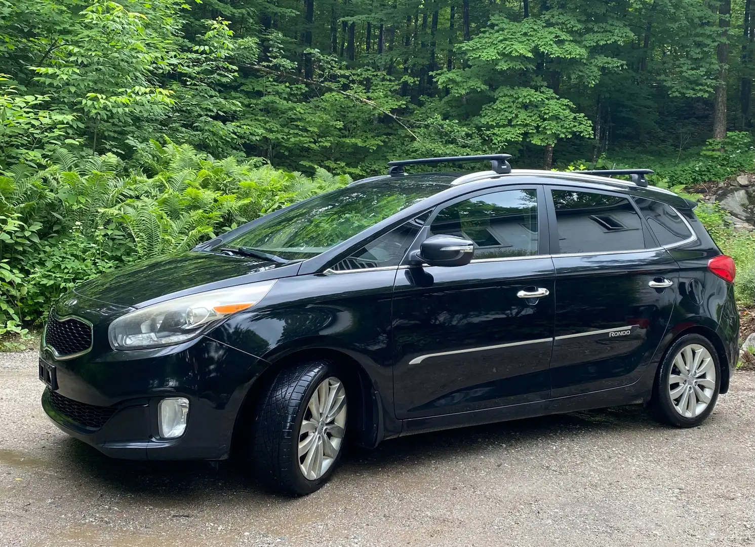 2015 Kia Rondo | $ 3,500 | 271,000 km | Gasoline Wagon for sale by ...