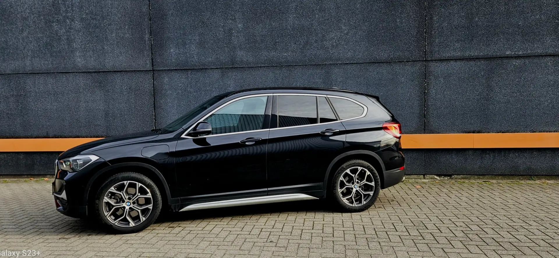 BMW X1 SUV/4x4/Pick-Up en Noir occasion à Genk pour € 23 990