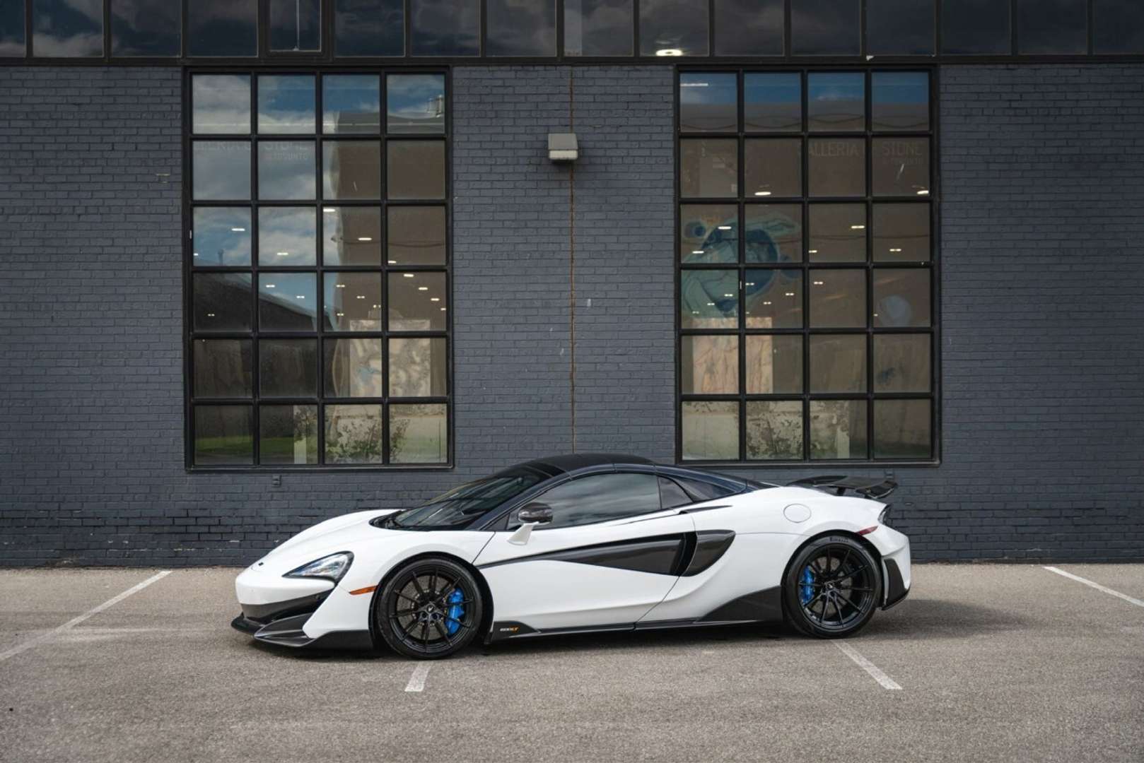 2020 McLaren 600LT | $ 299,888 | 34,000 km Convertible for sale by GTA ...