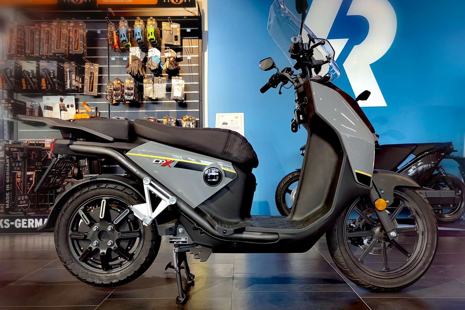 Super Soco CPX Roller/Scooter in Grau neu in Wien für € 6 499,-
