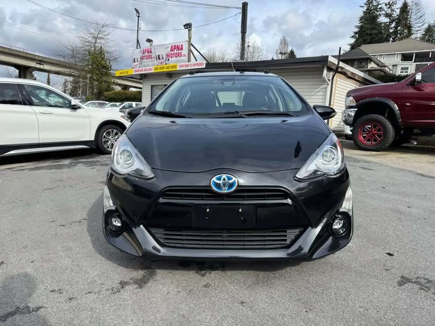 2016 Toyota Prius | $ 13,888 | 156,000 km | Gasoline Hatchback for sale ...