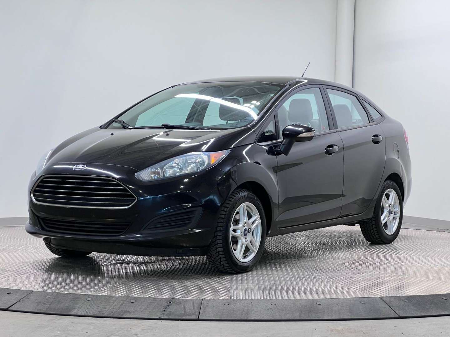 2017 Ford Fiesta | $ 7,495 | 160,613 km | Gasoline Sedan for sale by ...