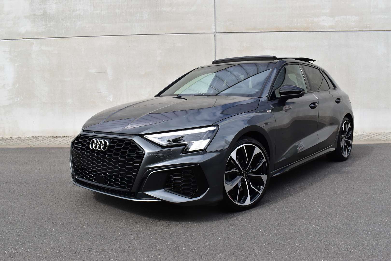 Audi A3 Break en Gris occasion à Asse pour € 35 900