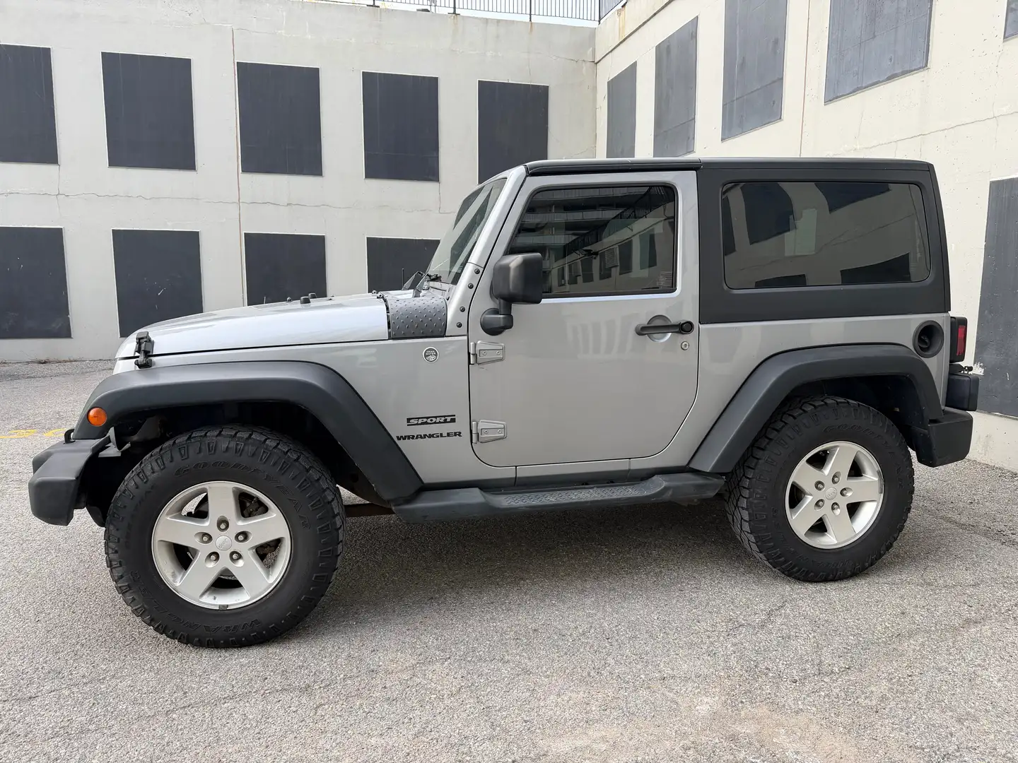 2015 Jeep Wrangler | $ 11,500 | 197,500 km | Gasoline SUV for sale by ...