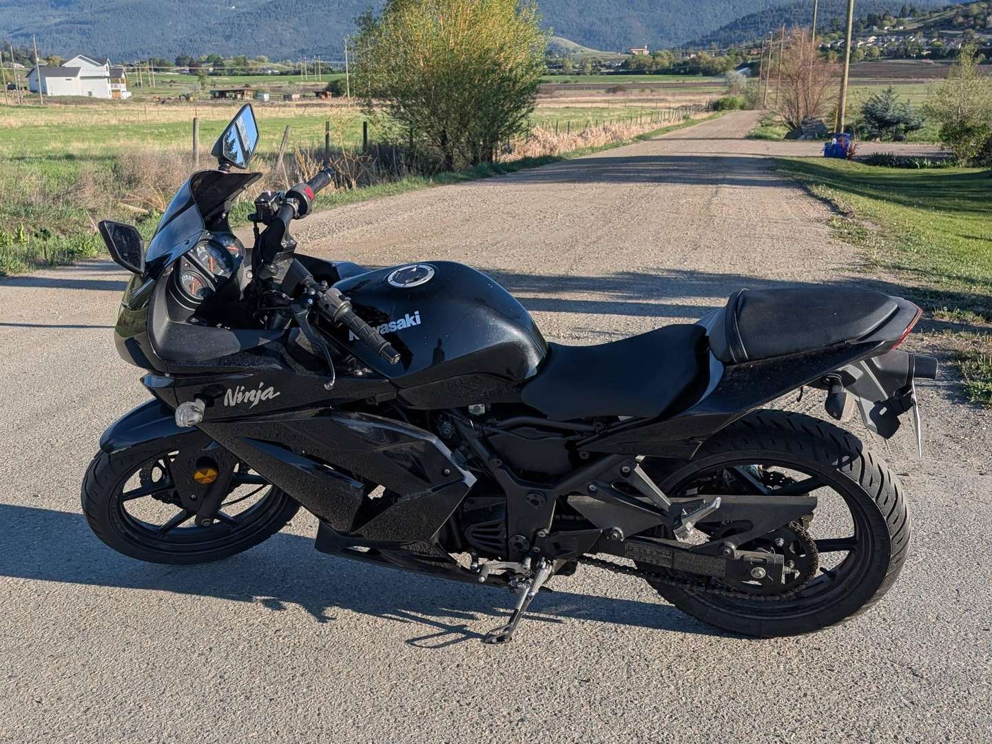 2009 Kawasaki Ninja 250 R | $ 2,800 | 21,000 km Street/Standard for ...
