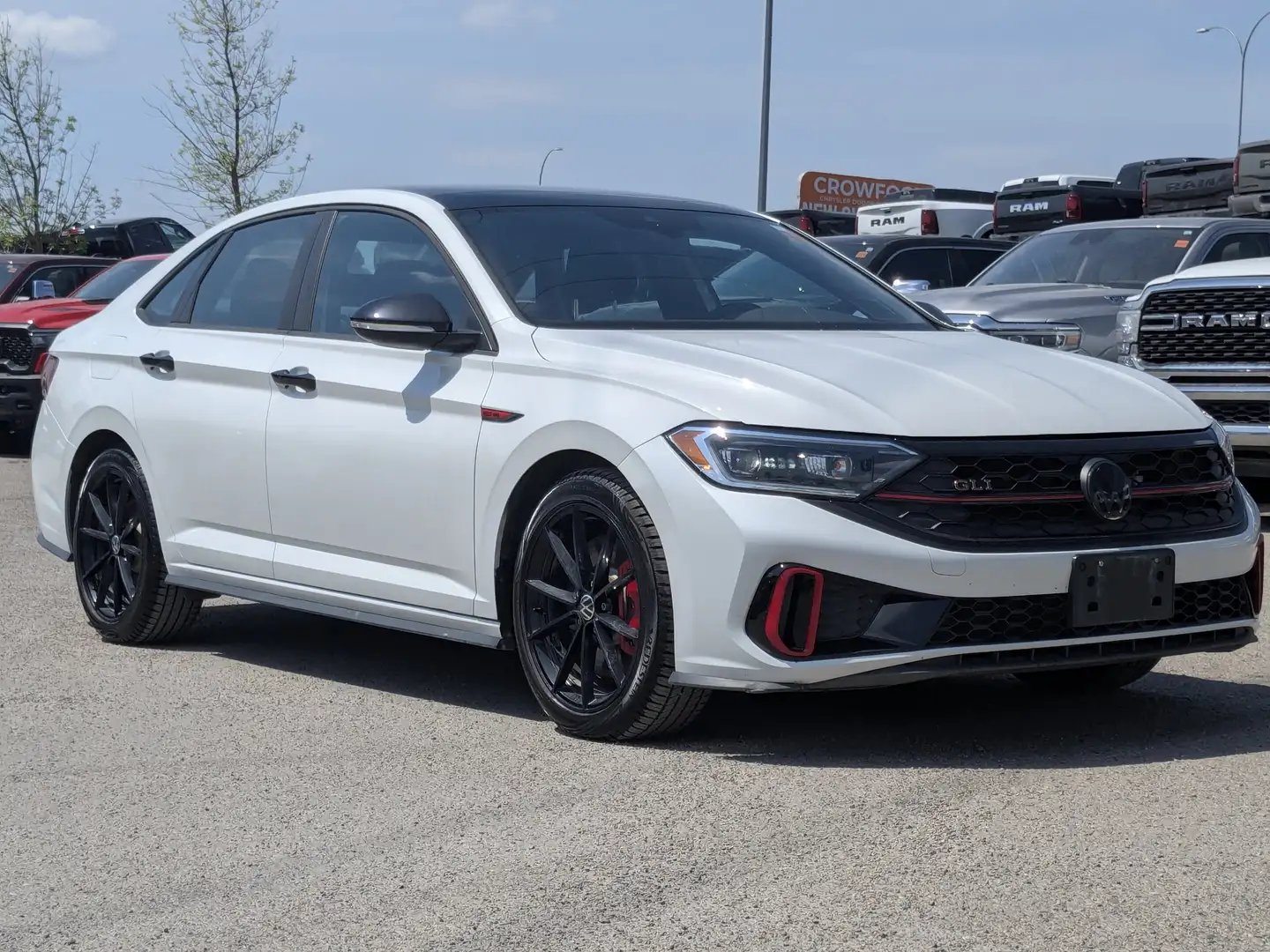 2024 Volkswagen Jetta | $ 29,985 | 52,000 km | Gasoline Sedan for sale ...