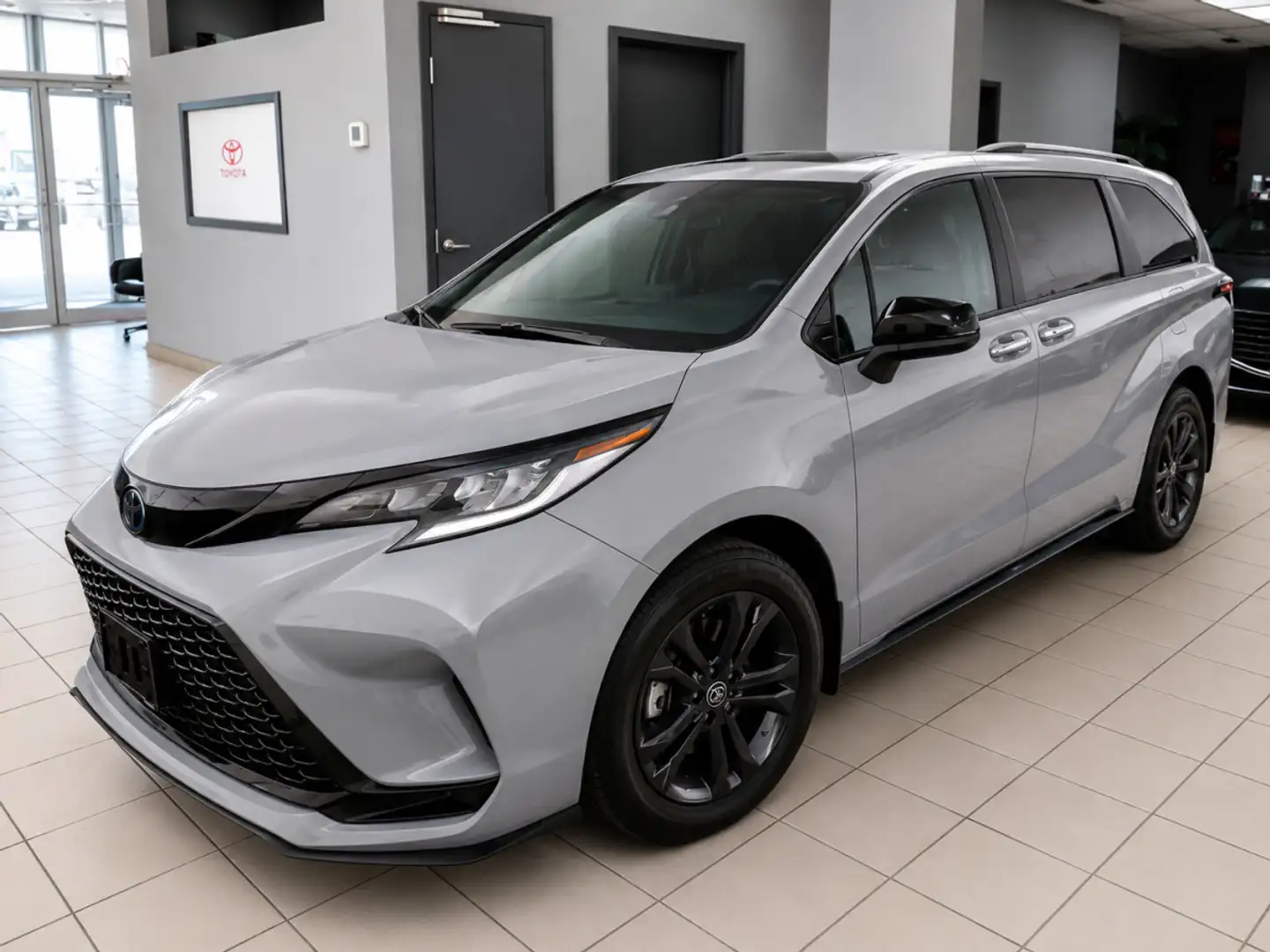 Toyota Sienna 2025 | 64 995 $ | 47 040 km | Mini-fourgonnette à Essence ...