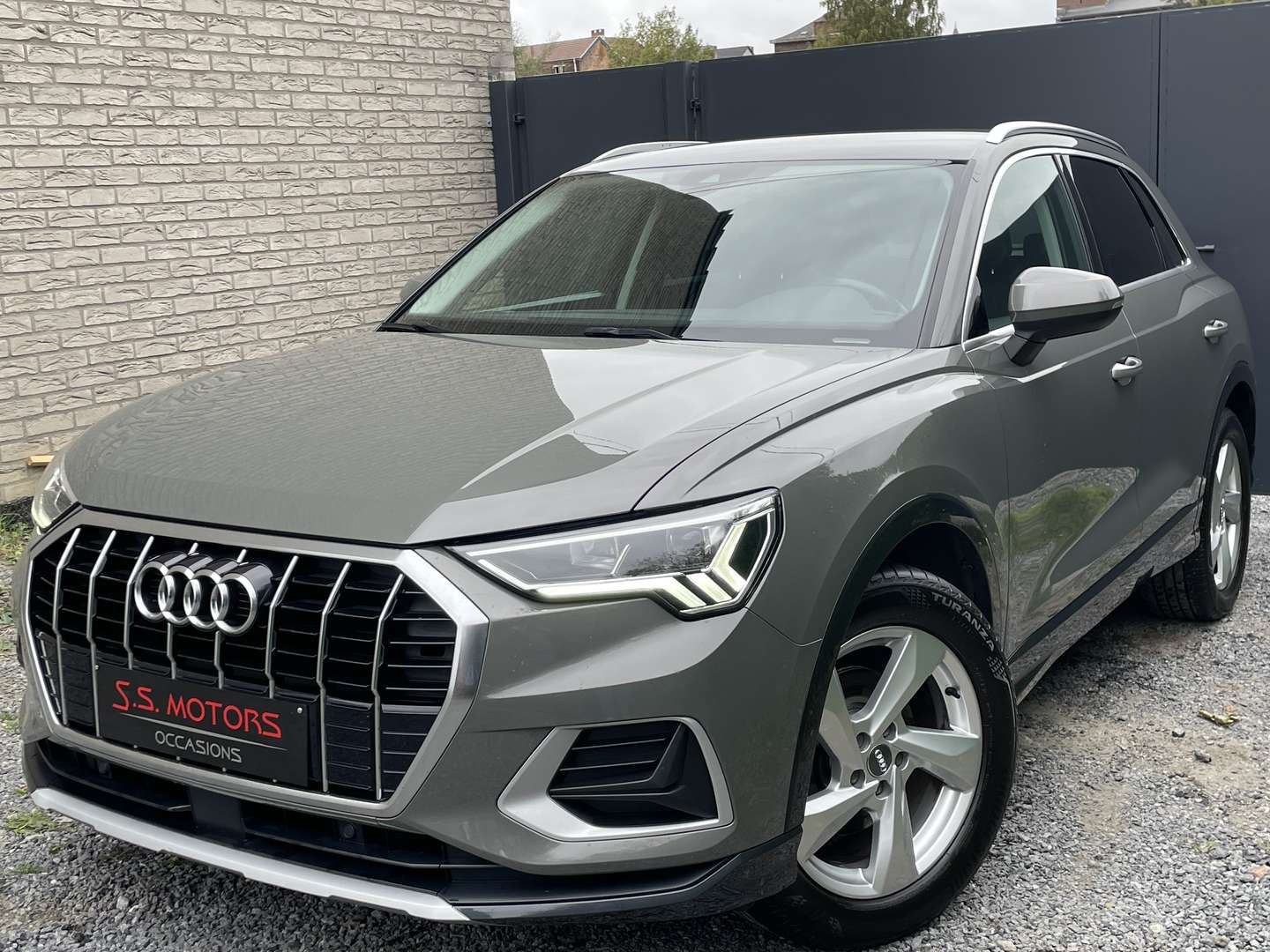 Audi Q3 SUV/4x4/Pick-Up en Gris occasion à Farciennes pour € 19 990