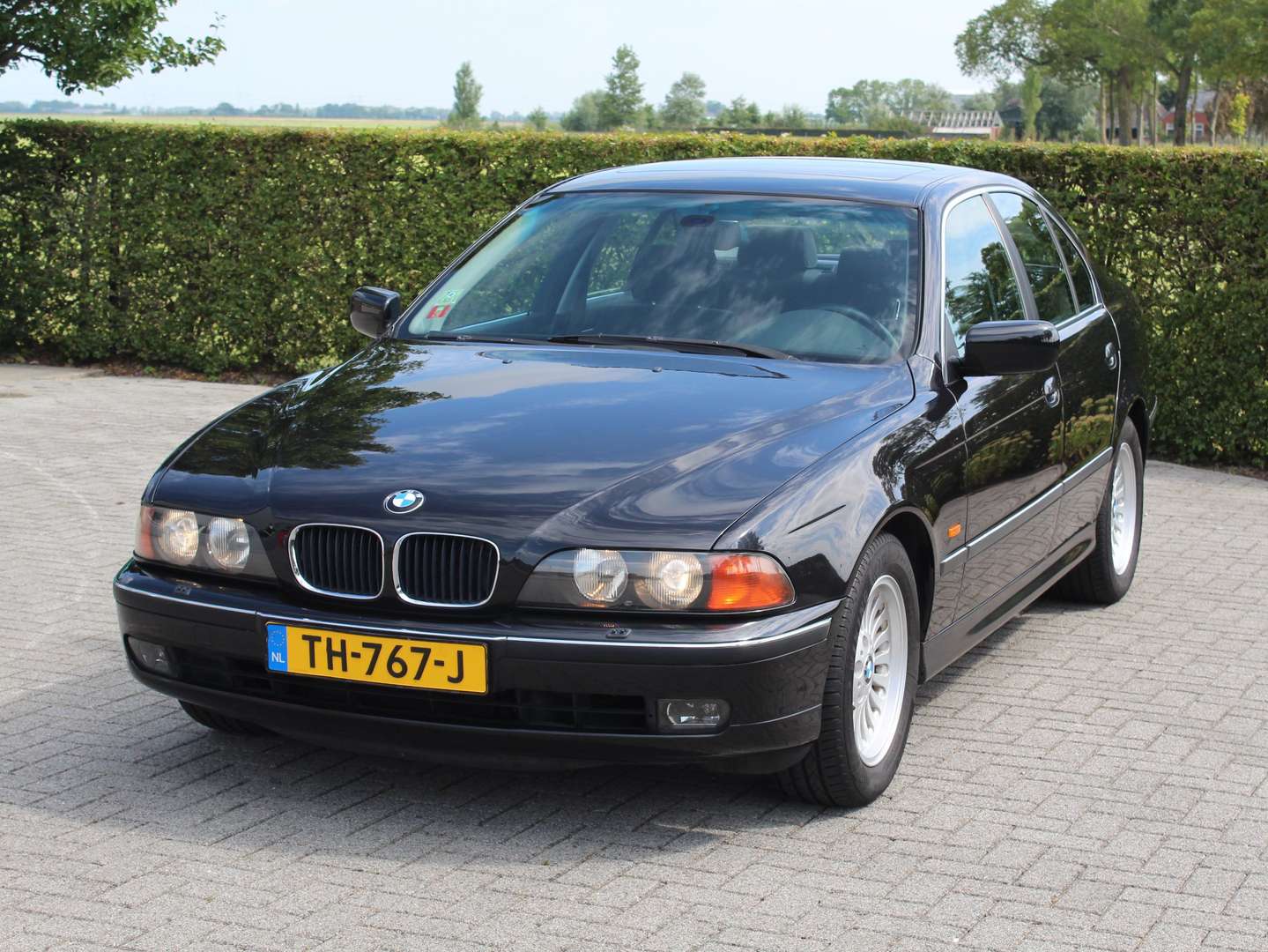 BMW 528 occasion | Sedan | Zwart | in Groningen voor € 7.850