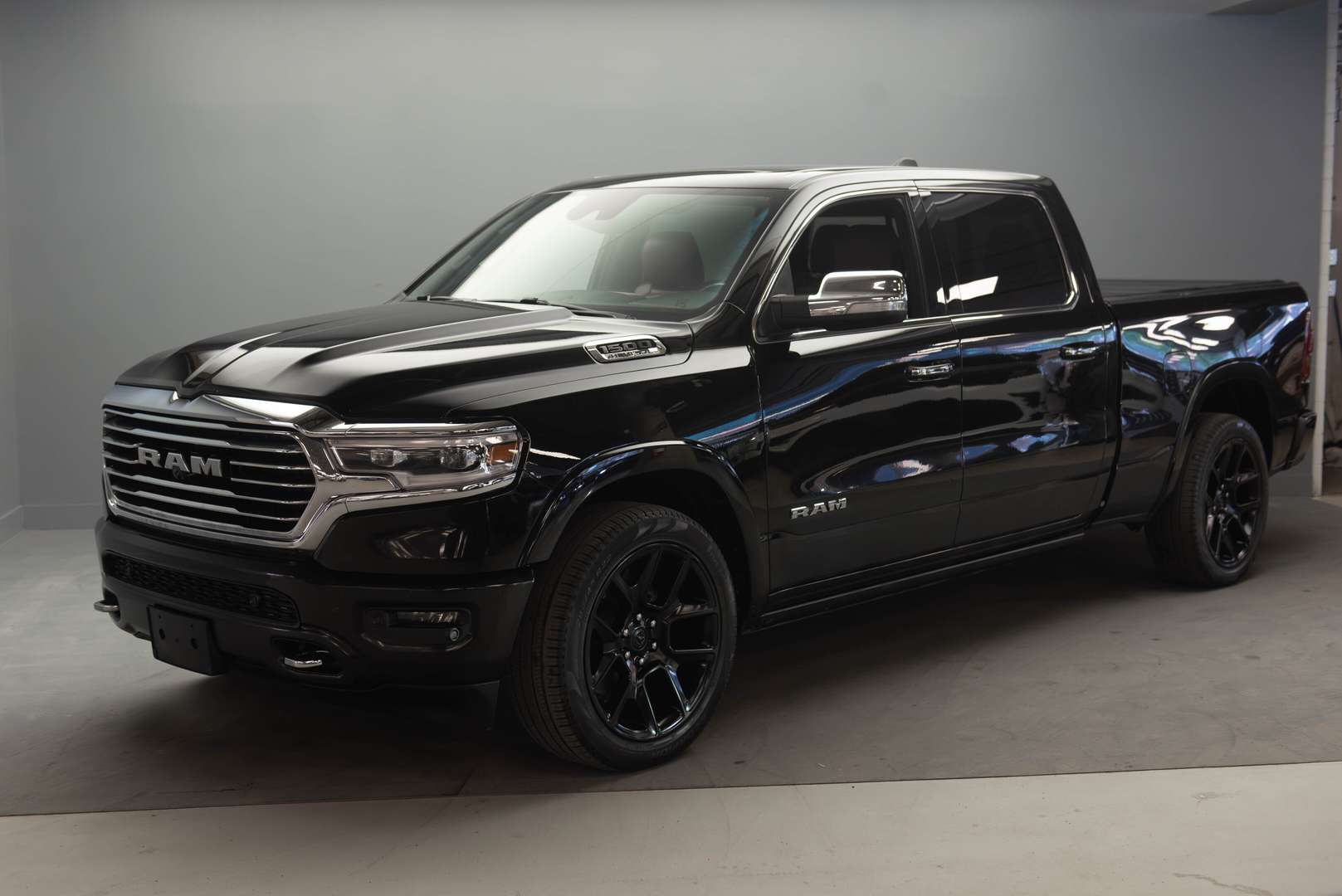 2020 RAM 1500 | $ 39,900 | 122,233 km | Gas/Electric Hybrid Pick-up ...