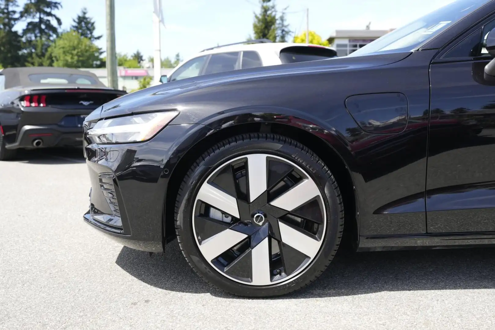 2025 Volvo S60 | $ 63,995 | 7,998 km | Gas/Electric Hybrid Sedan for ...