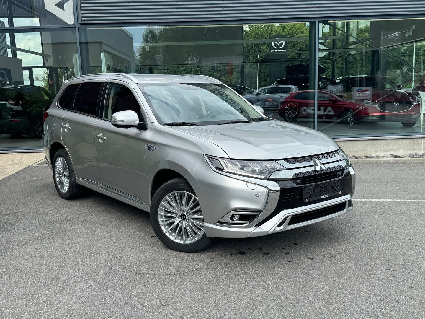 Mitsubishi Outlander SUV/4x4/Pick-up in Grijs tweedehands in Cuesmes ...