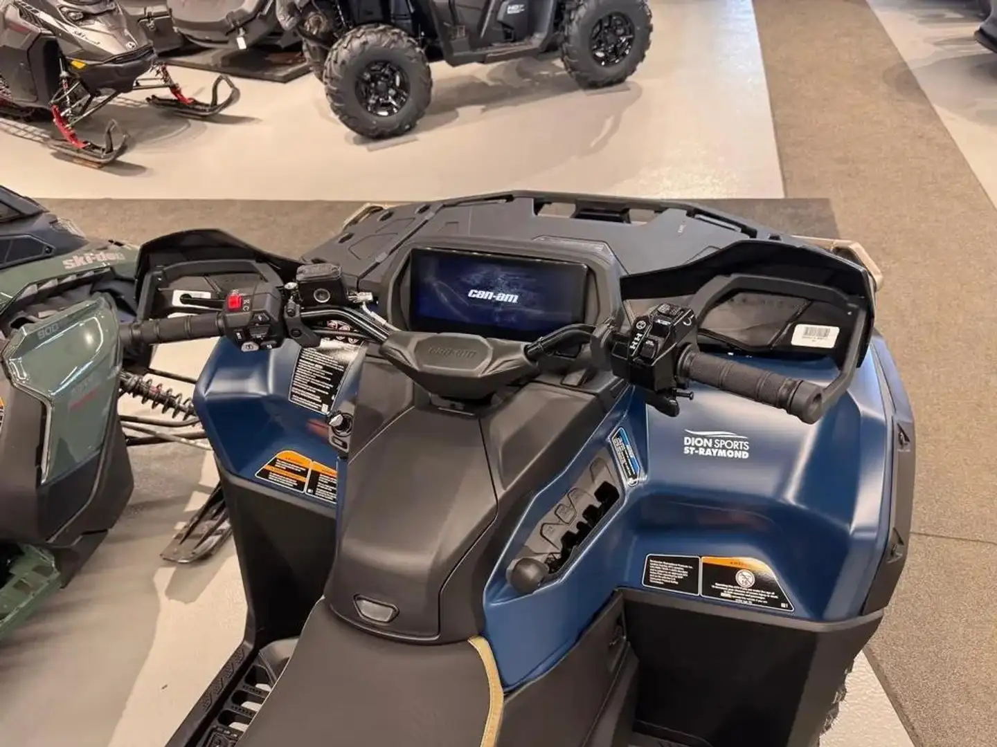 Can-Am Outlander Max Limited 1000R 2026 | 26 314 $ | 10 km | VTT - Hors ...