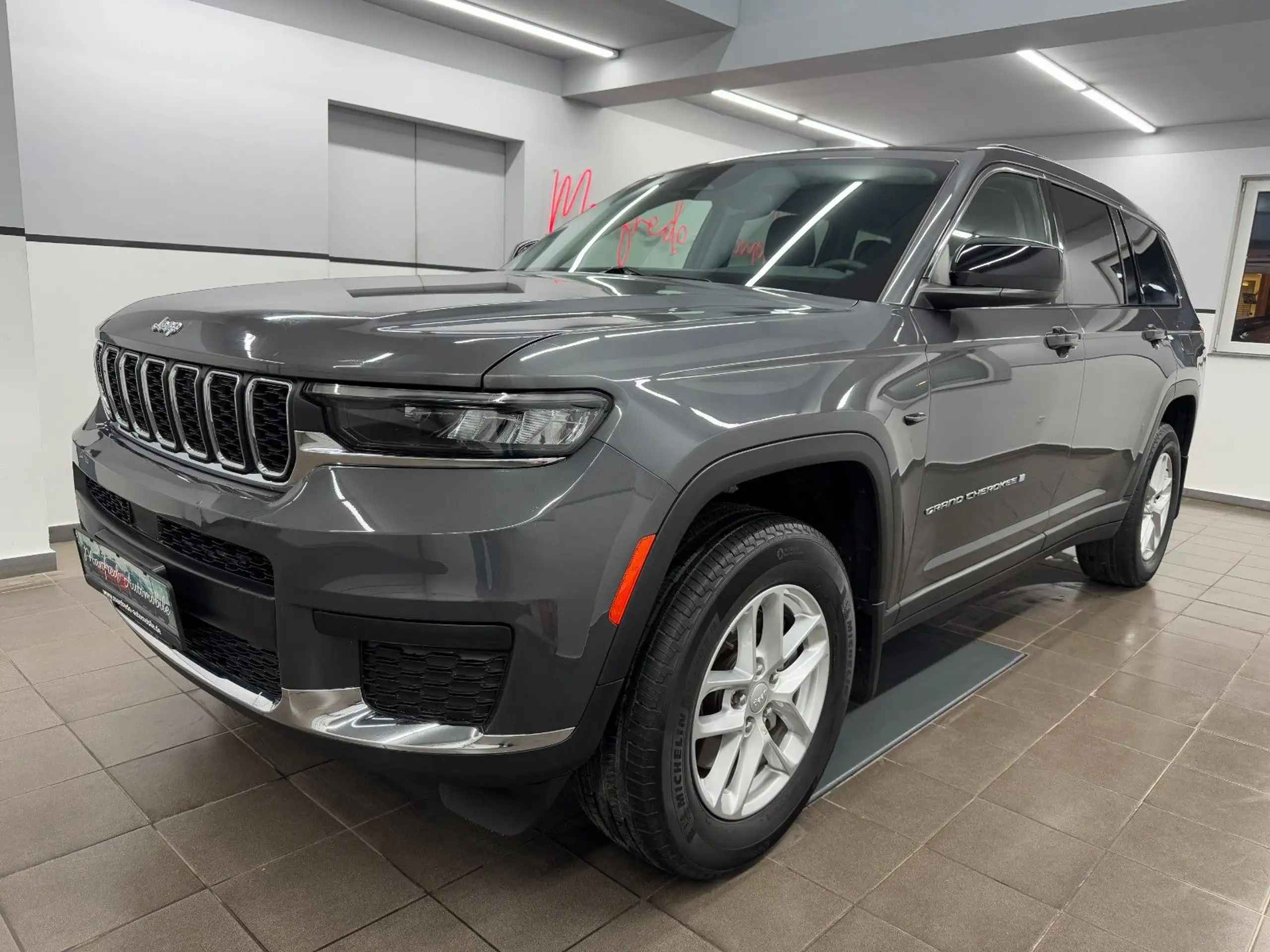 Jeep Grand Cherokee L Laredo 4x4/Unfallfrei!/Akh 3,1T, 2023, Benzin ...