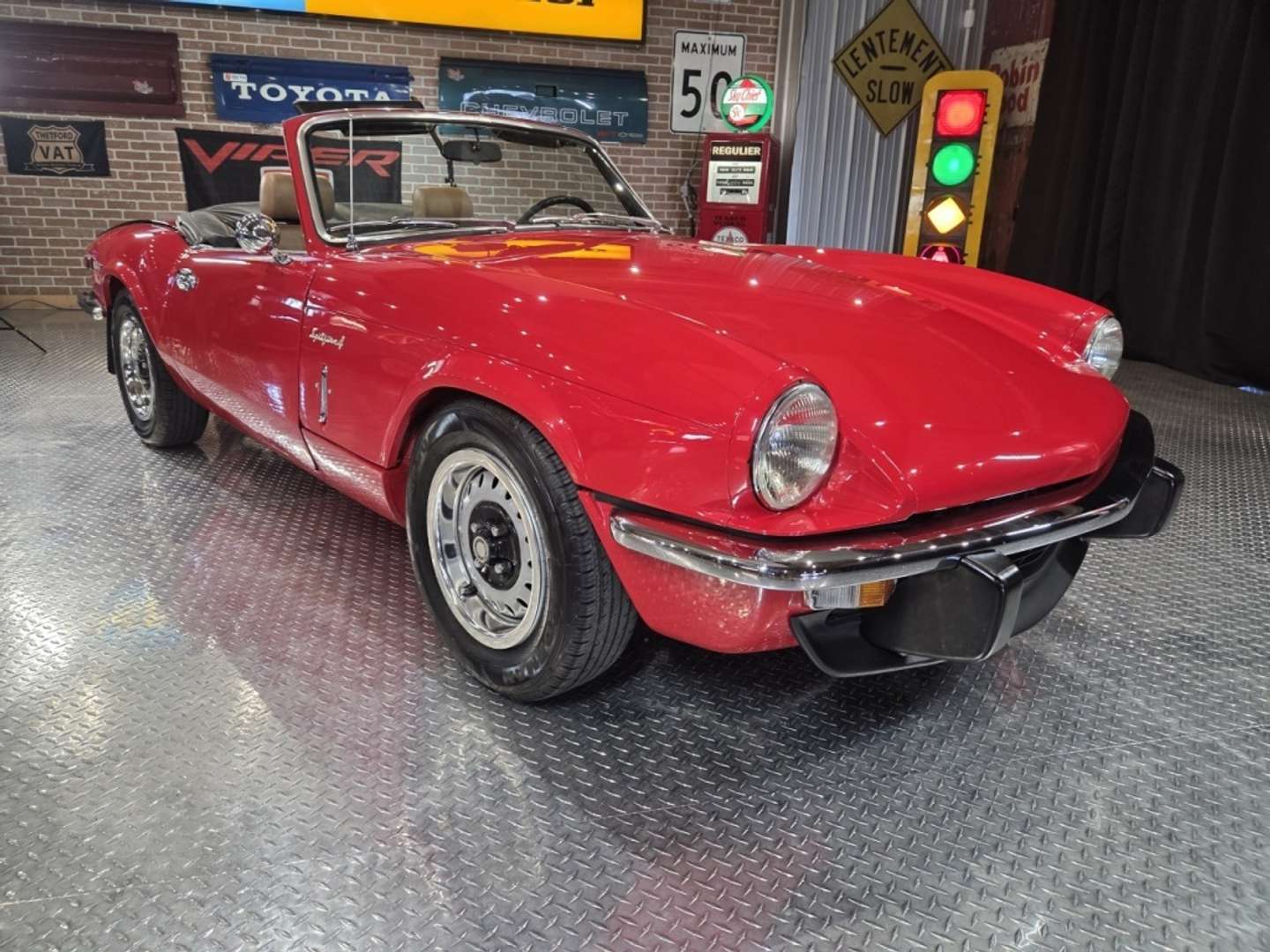 1973 Triumph Spitfire | $ 24,900 | 42,459 km | Gasoline Convertible for ...