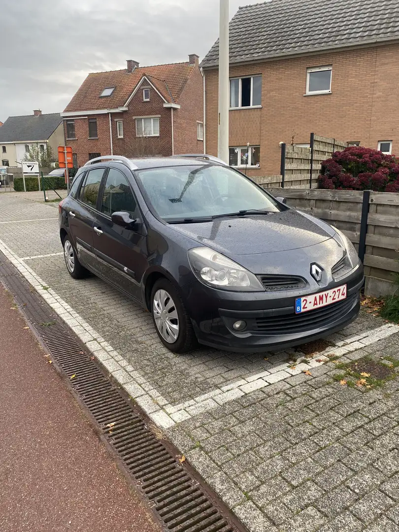 Renault van € 2.800