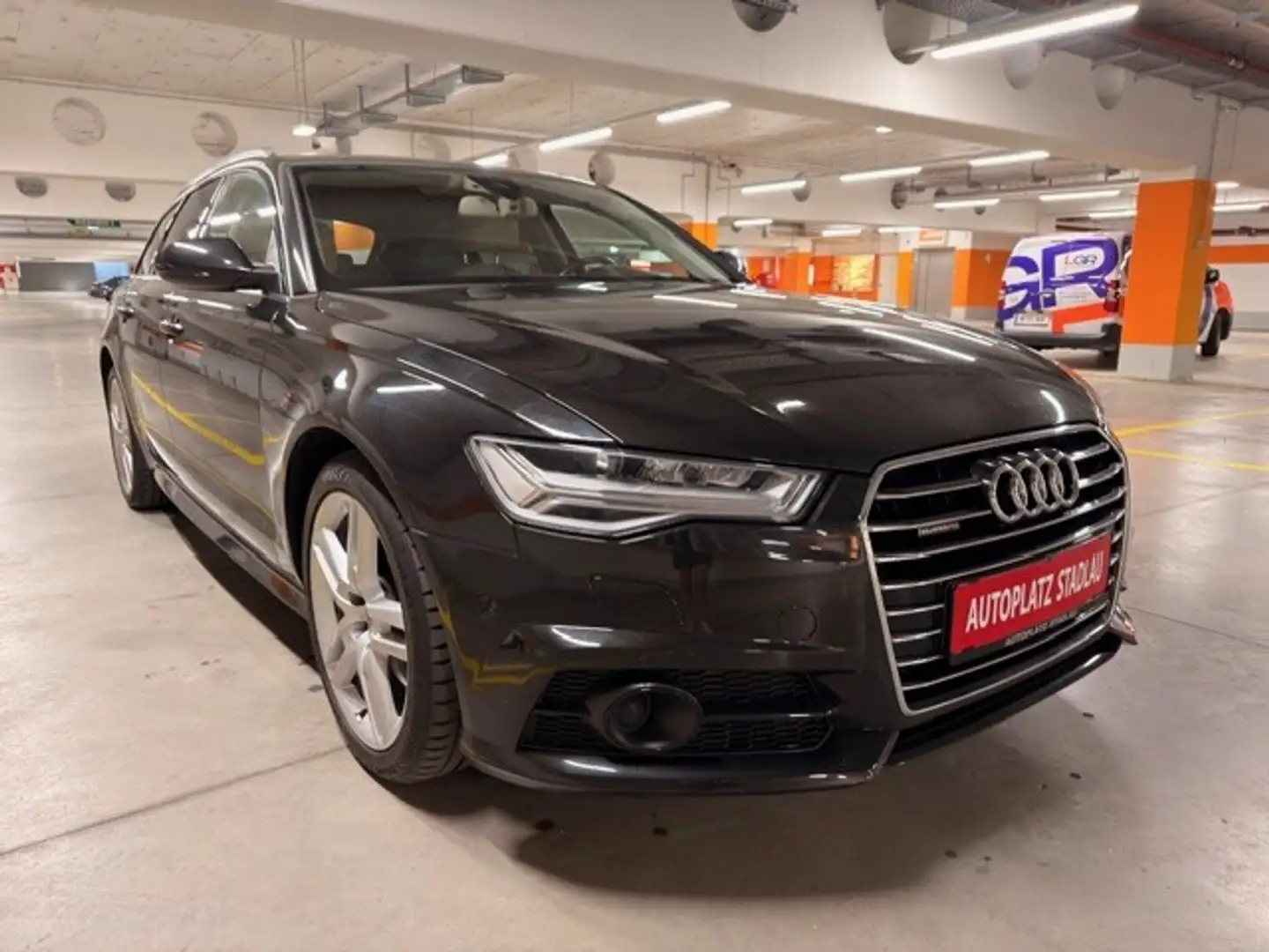 Audi A6 Kombi in Schwarz gebraucht in Wien für € 20 990