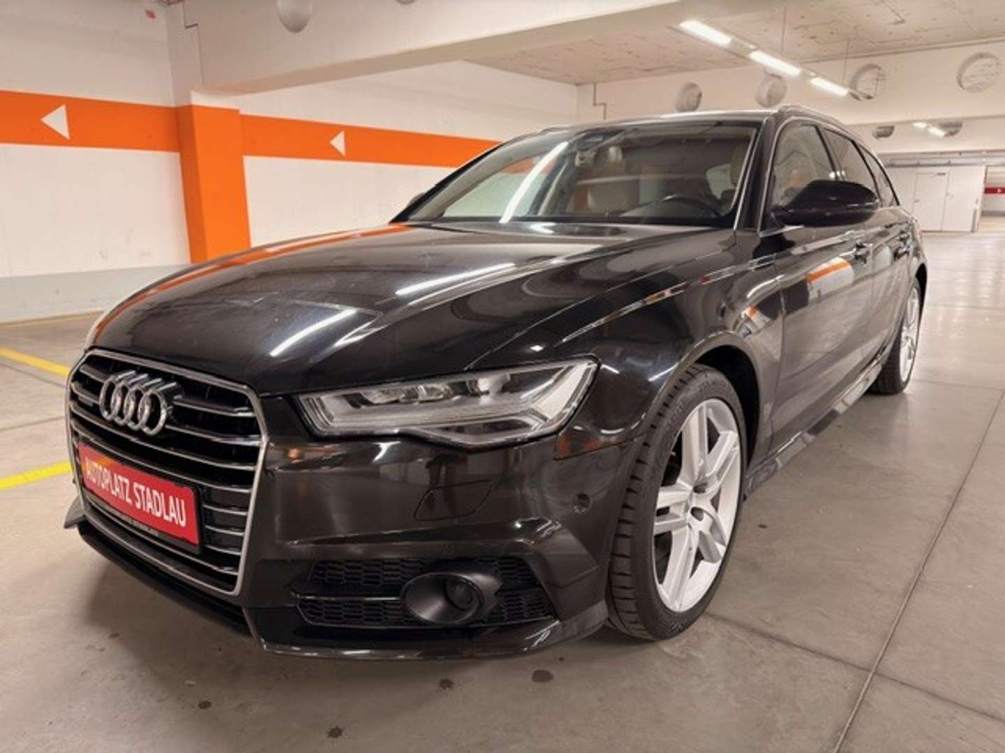 Audi A6 Kombi in Schwarz gebraucht in Wien für € 20 990