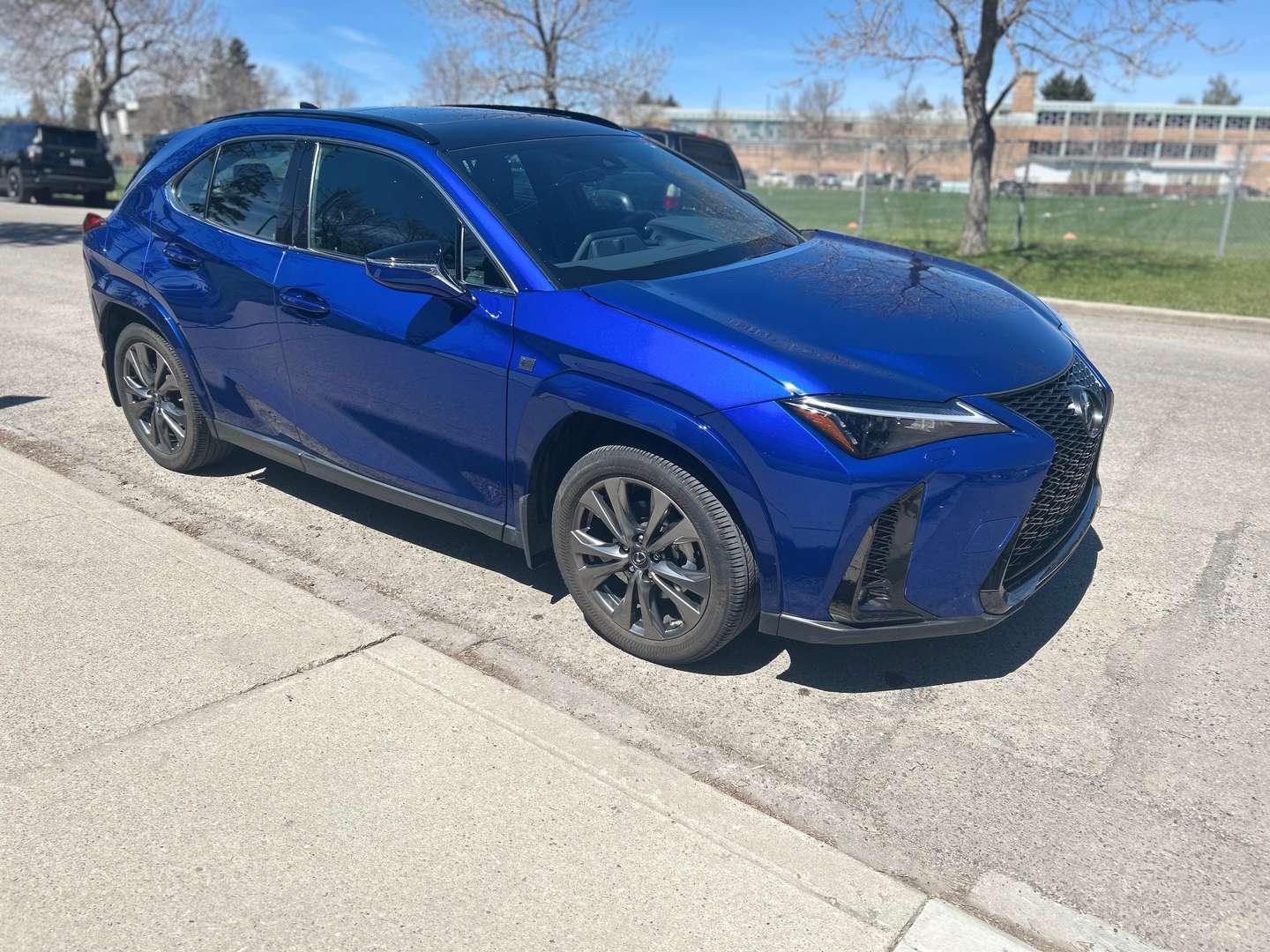 2024 Lexus UX | $ 43,000 | 40,000 km | Gas/Electric Hybrid SUV for sale ...