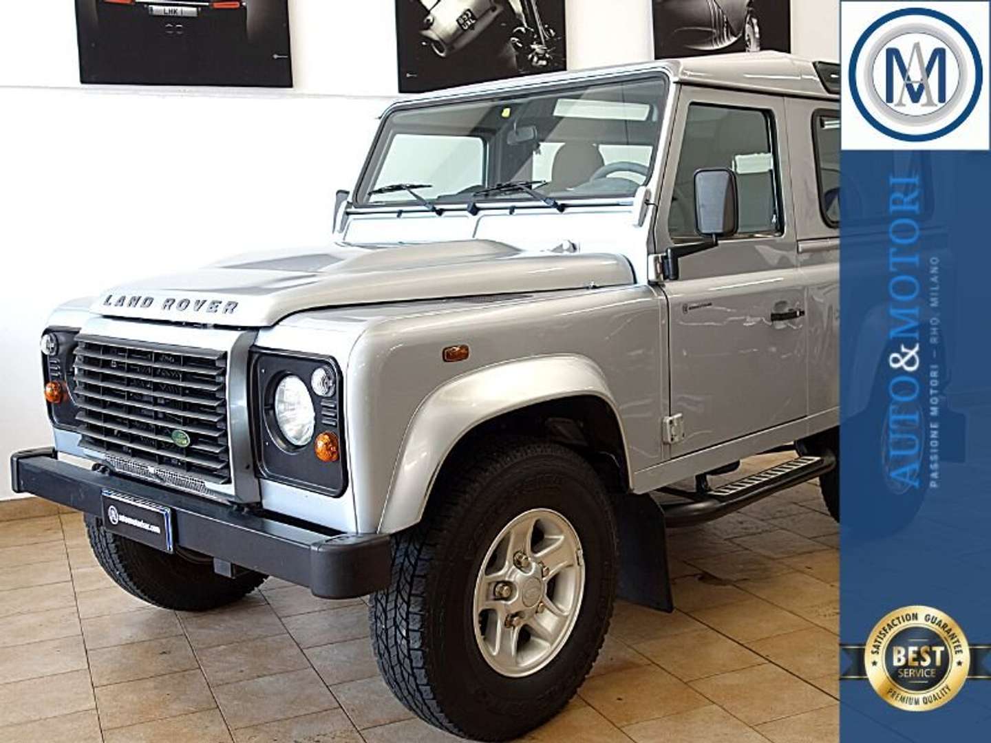 Land Rover Defender usata a Rho - Milano per € 44.990
