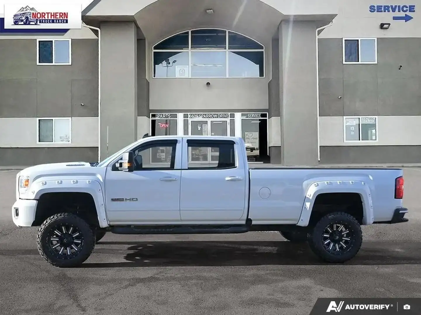 2018 GMC Sierra 2500 | $ 66,900 | 113,537 km | Diesel Pick-up Truck for ...