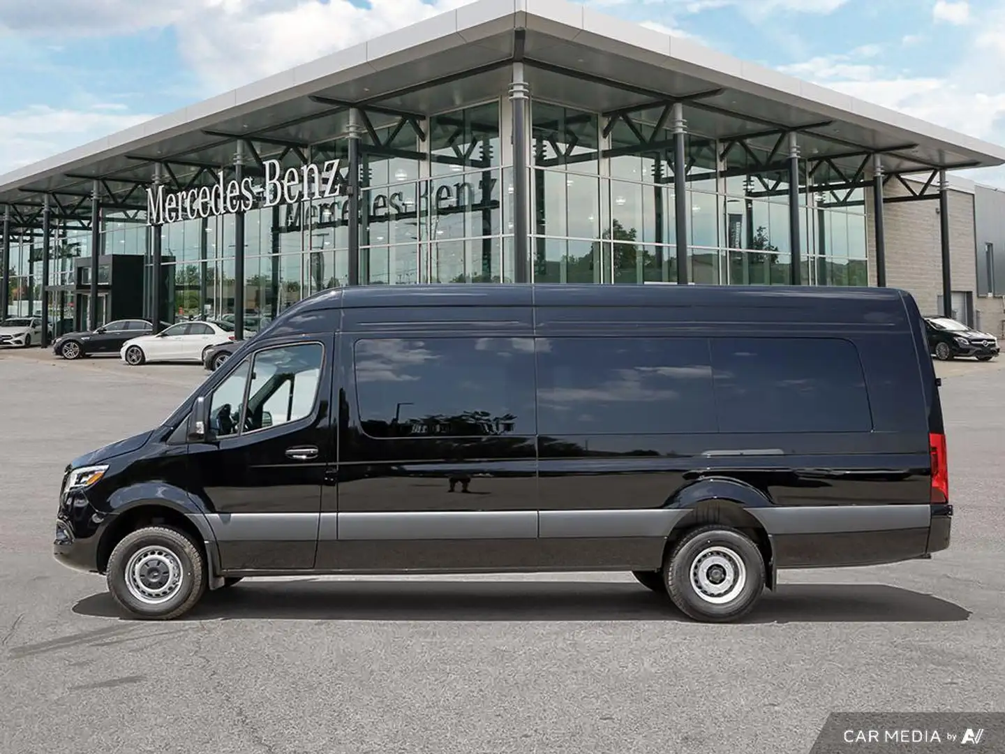 Mercedes-Benz Sprinter 2025 | 216 054 $ | 90 km | Mini-fourgonnette à ...