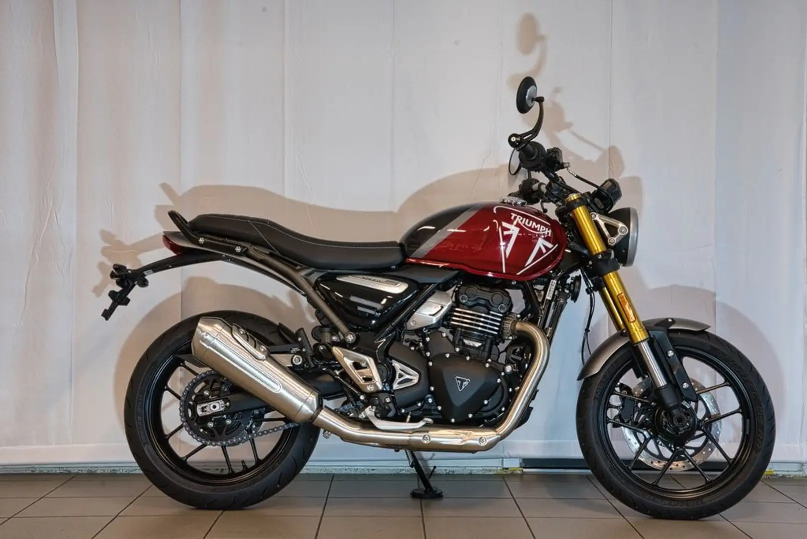 Triumph Speed 400 Naked Bike in Grau neu in Teltow für € 6.335