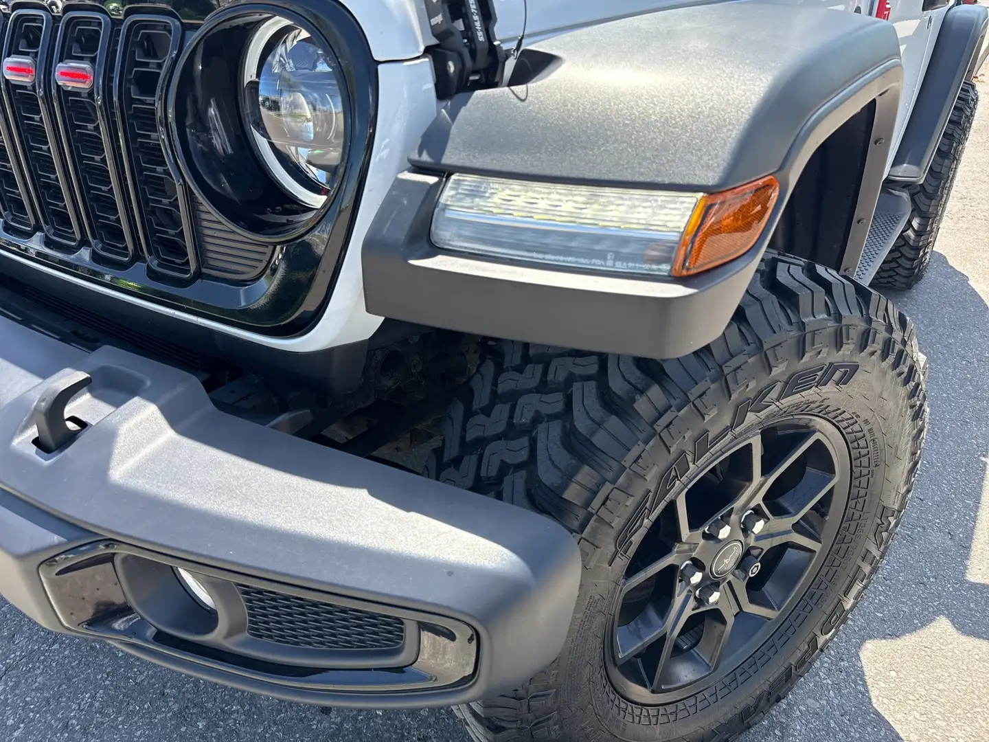 2025 Jeep Wrangler | $ 47,588 | 9,075 km | Gasoline SUV for sale by ...