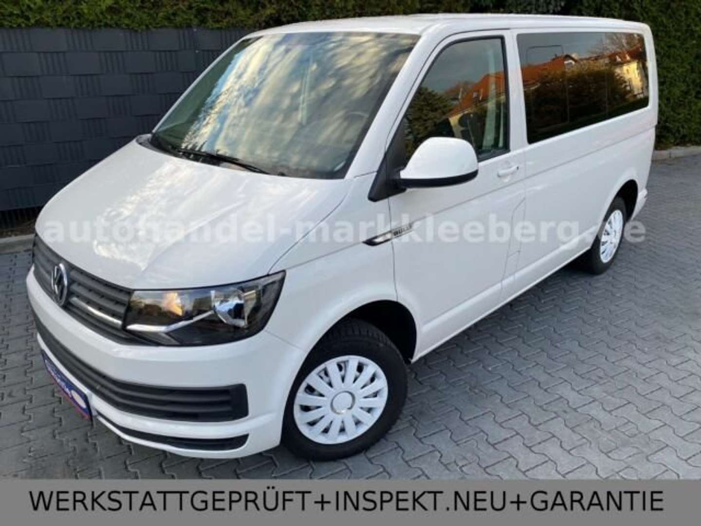 Volkswagen T6 Caravelle Van/Kleinbus in Weiß gebraucht in Markkleeberg ...