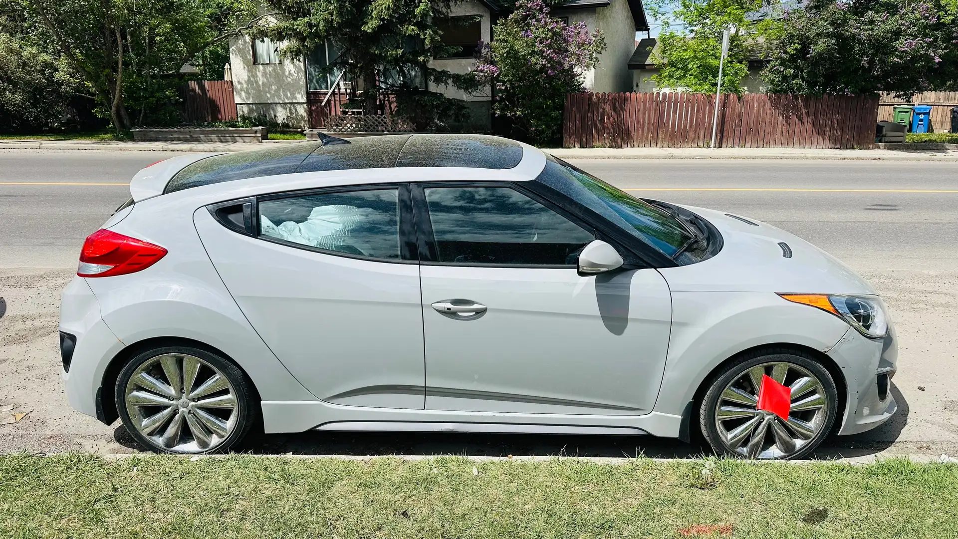 2014 Hyundai VELOSTER | $ 6,800 | 156,000 km | Gasoline Coupe for sale ...