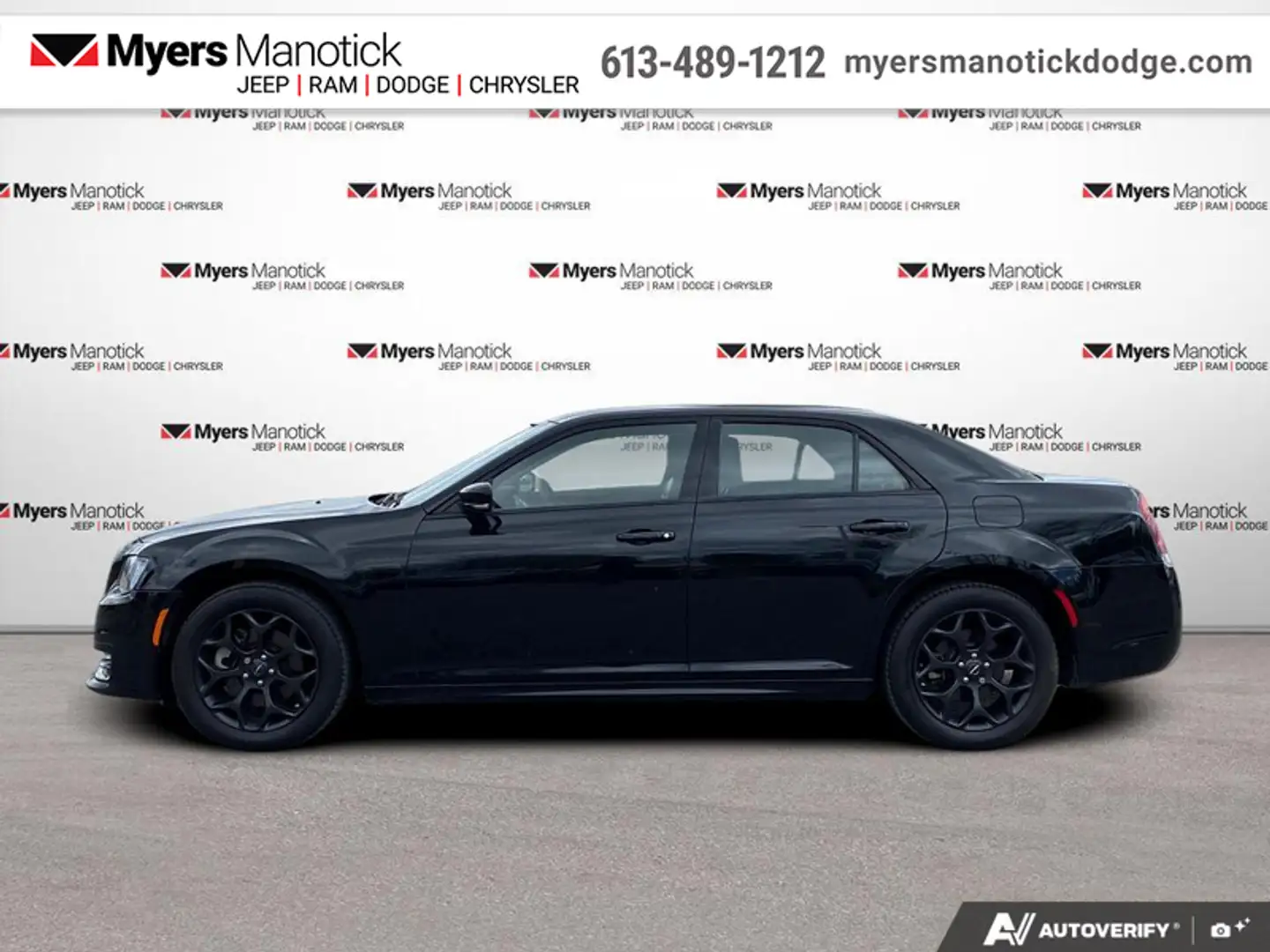 Chrysler 300 2023 | 26 981 $ | 52 358 km | Berline à Essence en vente ...