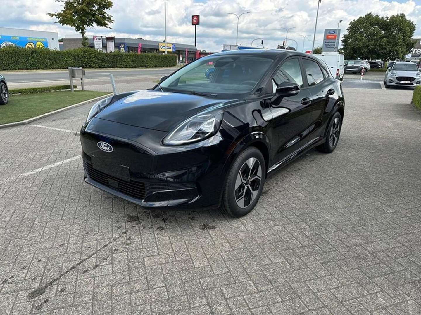 Ford Puma SUV/4x4/Pick-Up en Noir neuf à Geel pour € 28 078