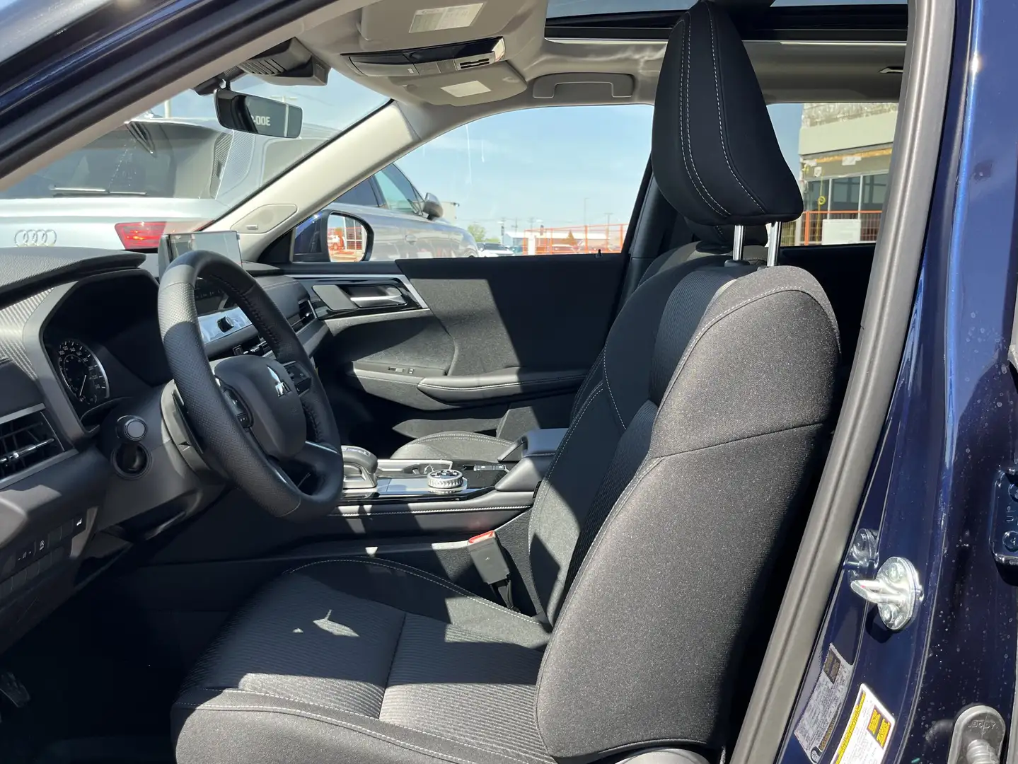 2026 Mitsubishi Outlander | $ 42,732 | 8 km | Gas/Electric Hybrid SUV ...