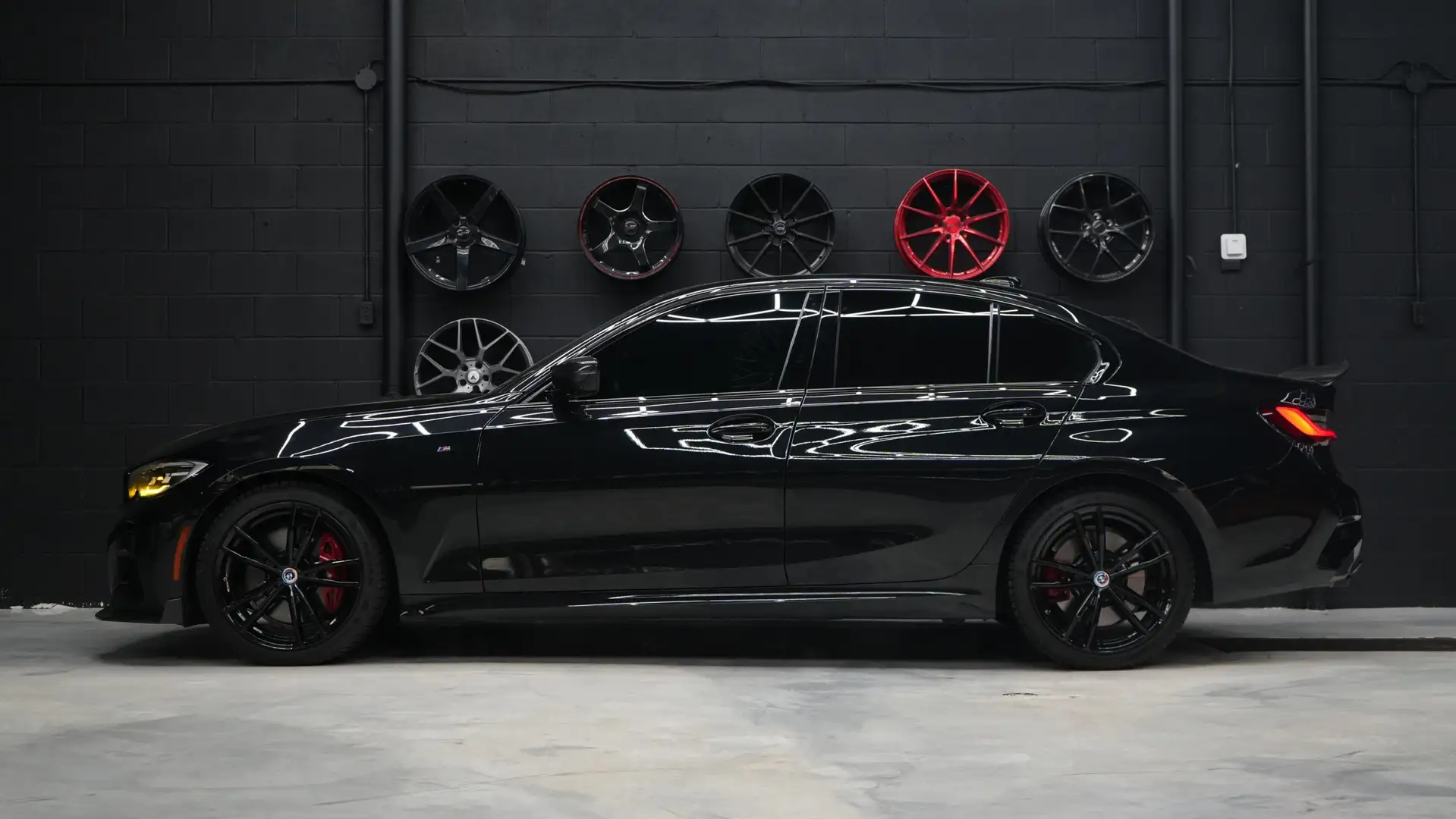 2022 BMW 3 Series | $ 52,488 | 80,100 km | Gas/Electric Hybrid Sedan ...