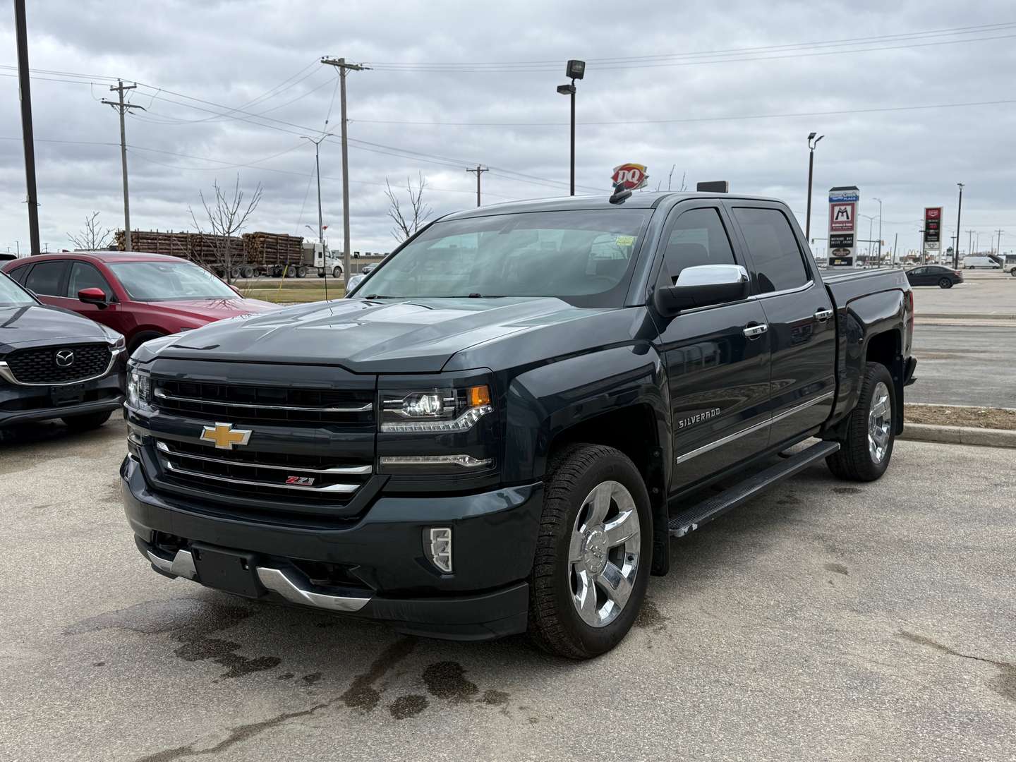 2018 Chevrolet Silverado 1500 | $ 30,847 | 171,945 km | Gasoline Pick ...