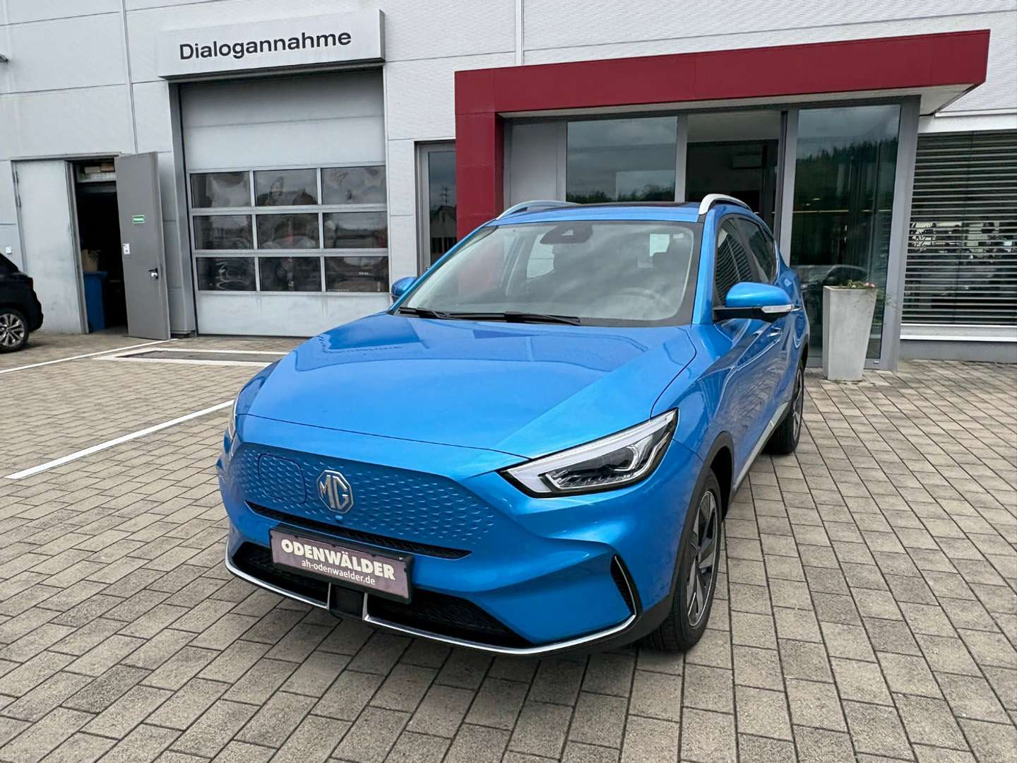 MG ZS SUV/Geländewagen/Pickup in Silber tageszulassung in Bad Rappenau für € 23.977