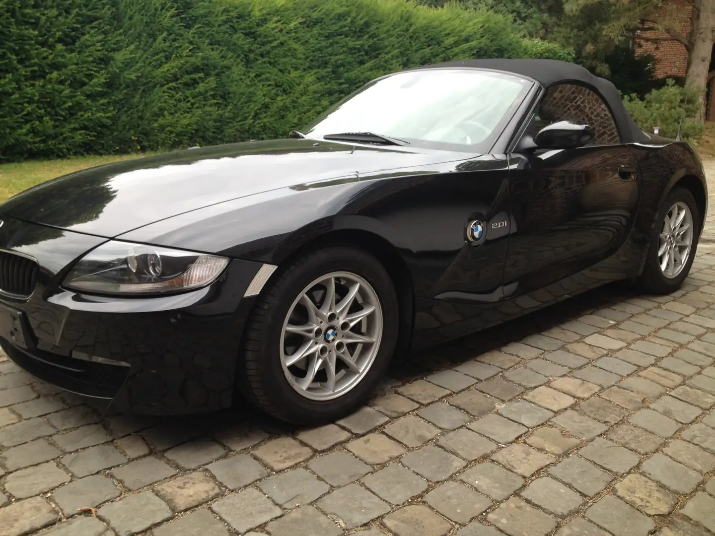 BMW Z4 Cabriolet en Noir occasion à Bruxelles pour € 14 900