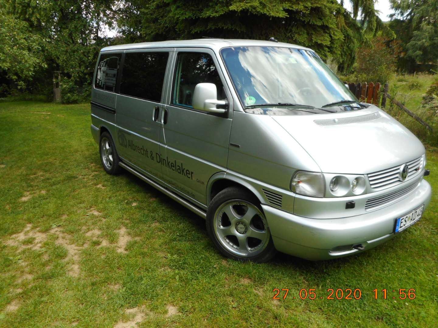 Volkswagen T4 Caravelle Van/Kleinbus in Silber gebraucht in Esslingen a ...