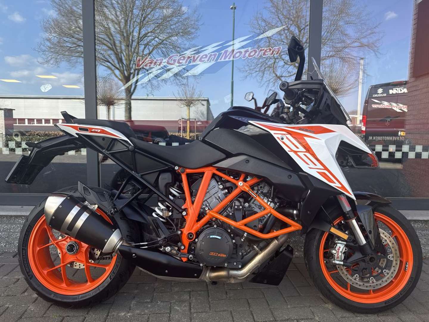 KTM van € 15.290