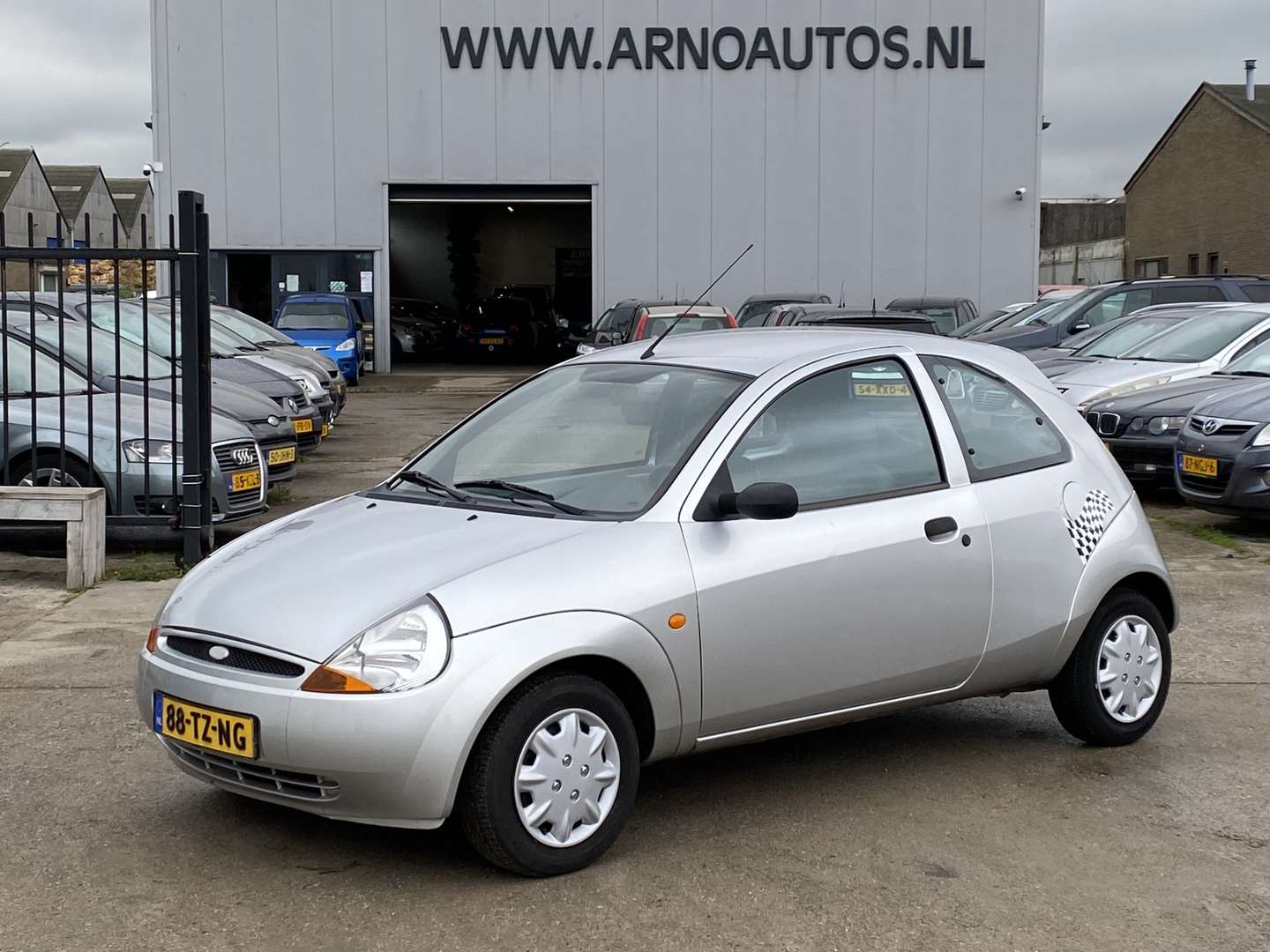 Ford Ka/Ka+ occasion | Hatchback | Grijs | in OSS voor € 1.395,-