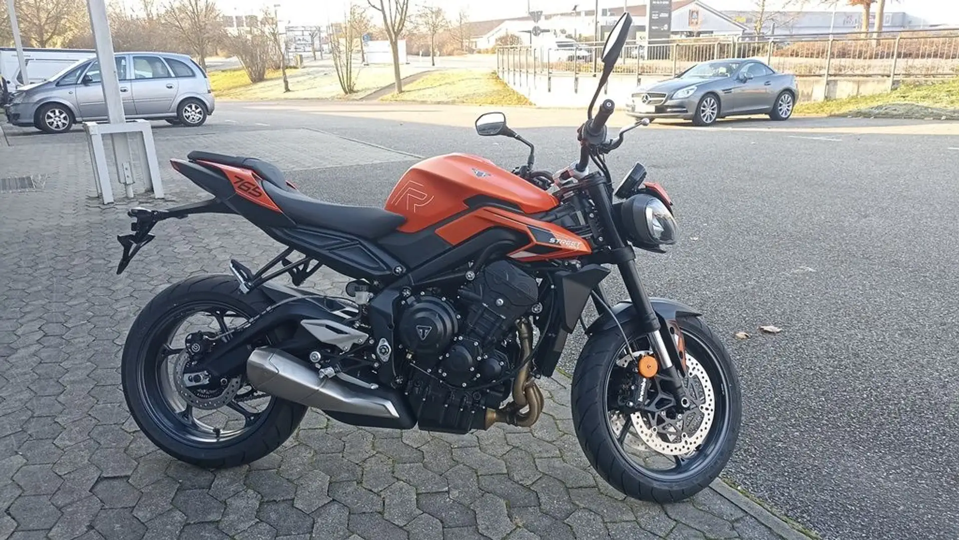 Triumph Street Triple R Naked Bike in Orange neu in Barbing für € 9.990