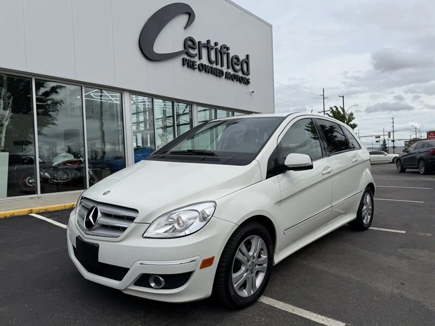 Mercedes-Benz B-Class 2009 | 9 999 $ | 124 000 km | À hayon à Essence ...
