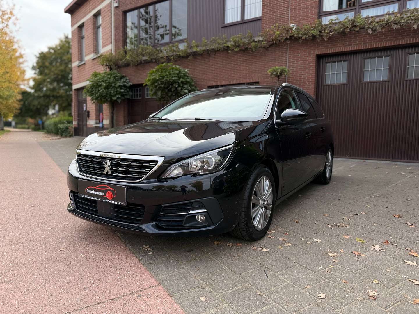 Peugeot 308 Break in Zwart tweedehands in Borsbeek voor € 12.450