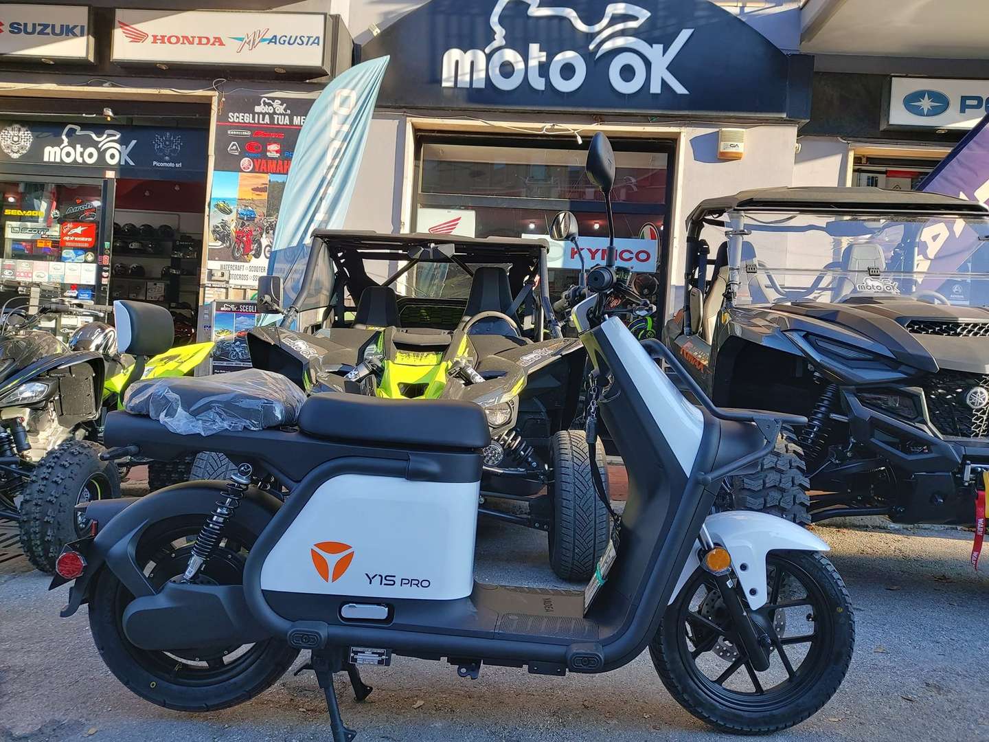 nuovo Yadea Y1S Scooter a Monteforte Irpino per € 3.353