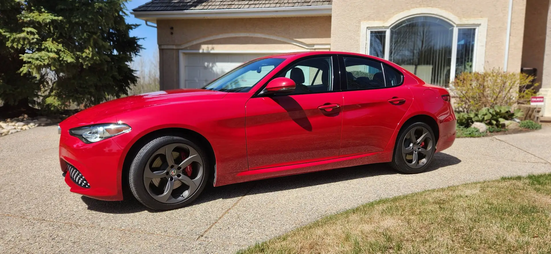 2018 Alfa Romeo Giulia | $ 26,500 | 21,700 km | Gasoline Sedan for sale ...