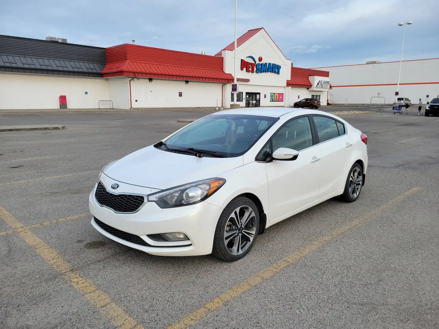 2015 Kia Forte | $ 2,950 | 187,015 km | Gasoline Sedan for sale by ...