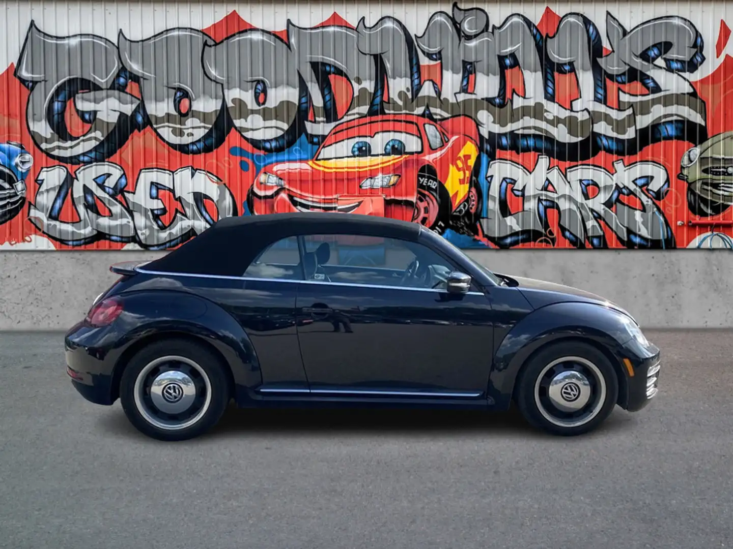 2018 Volkswagen Beetle | $ 24,995 | 75,000 km | Gasoline Convertible ...